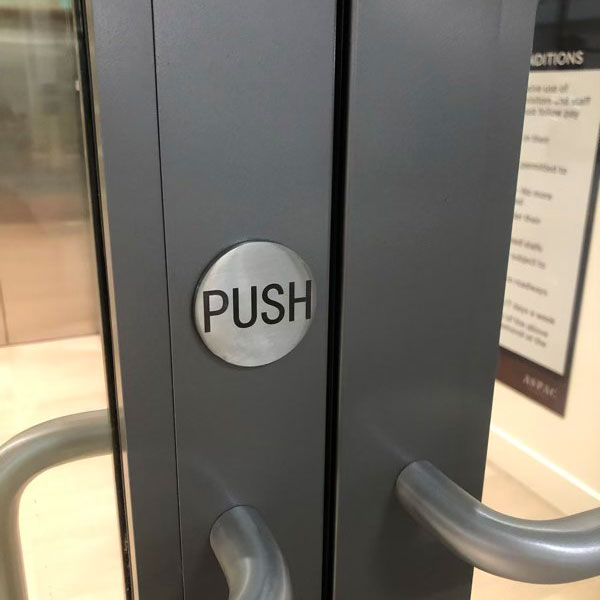 Push / Pull Sign Set for Glass Doors – BC Site Service